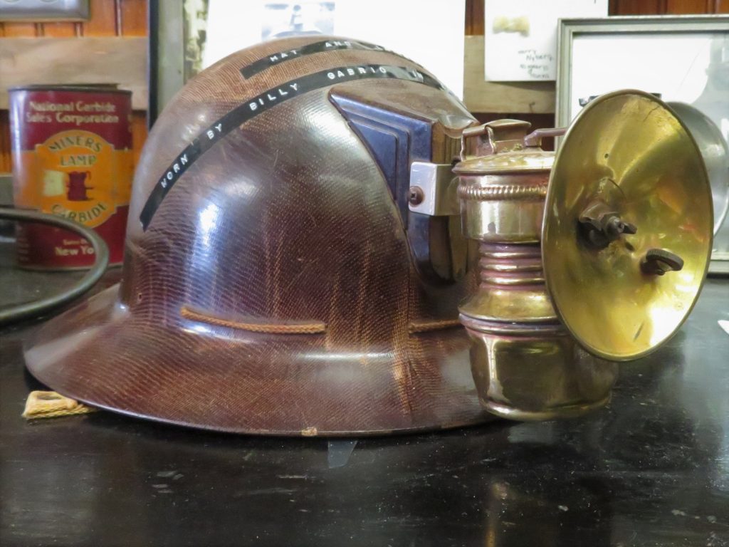 The Skip Tender's Tale - Julie Jo Larson - Author